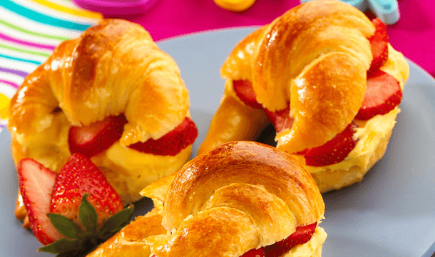 Cuernitos rellenos| Recetas Nestlé